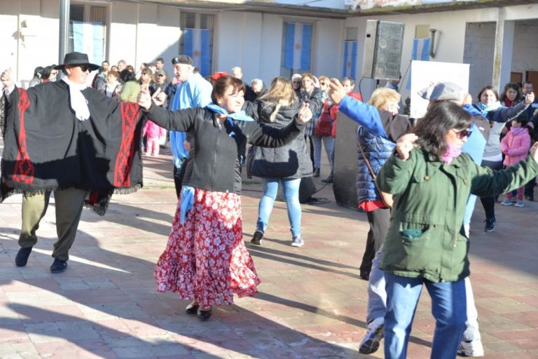 El Pericón Gigante en fotos | NoticiasNet - Informacion de Rio Negro ...